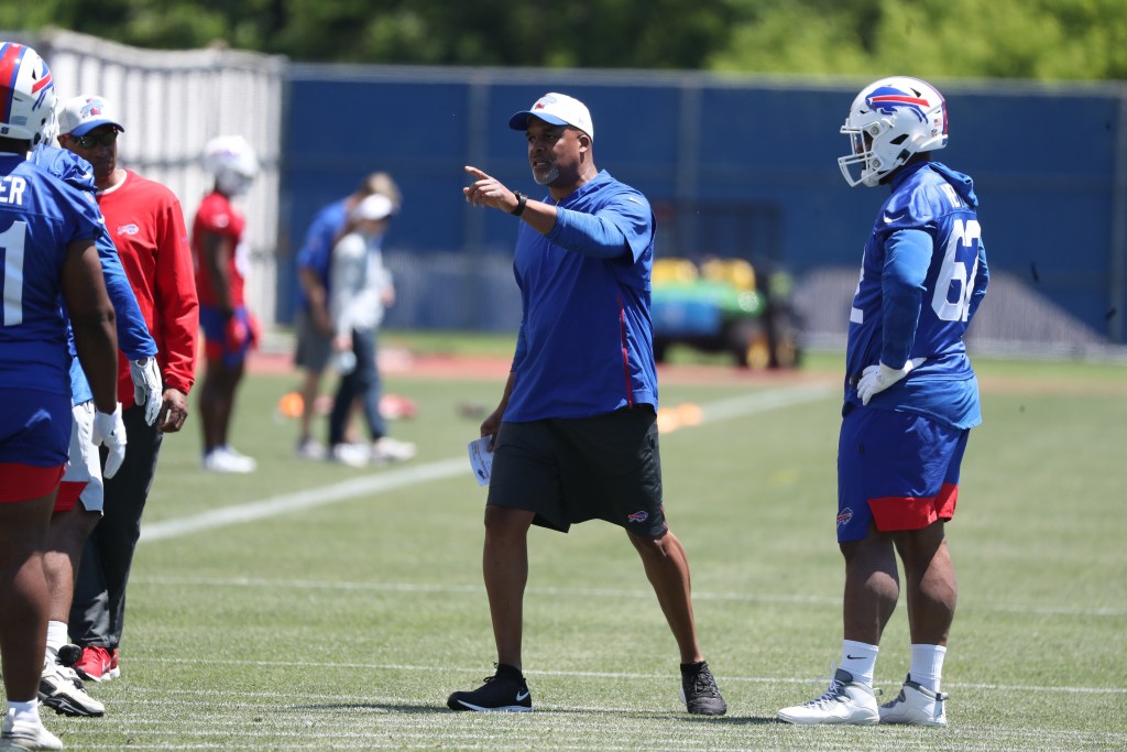 Buffalo Bills assistant coach, GSU alum Eric Washington donates $30K to ...