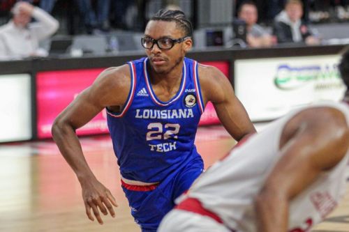 Crawford, Mangum lead Dogs to road win | Lincoln Parish Journal